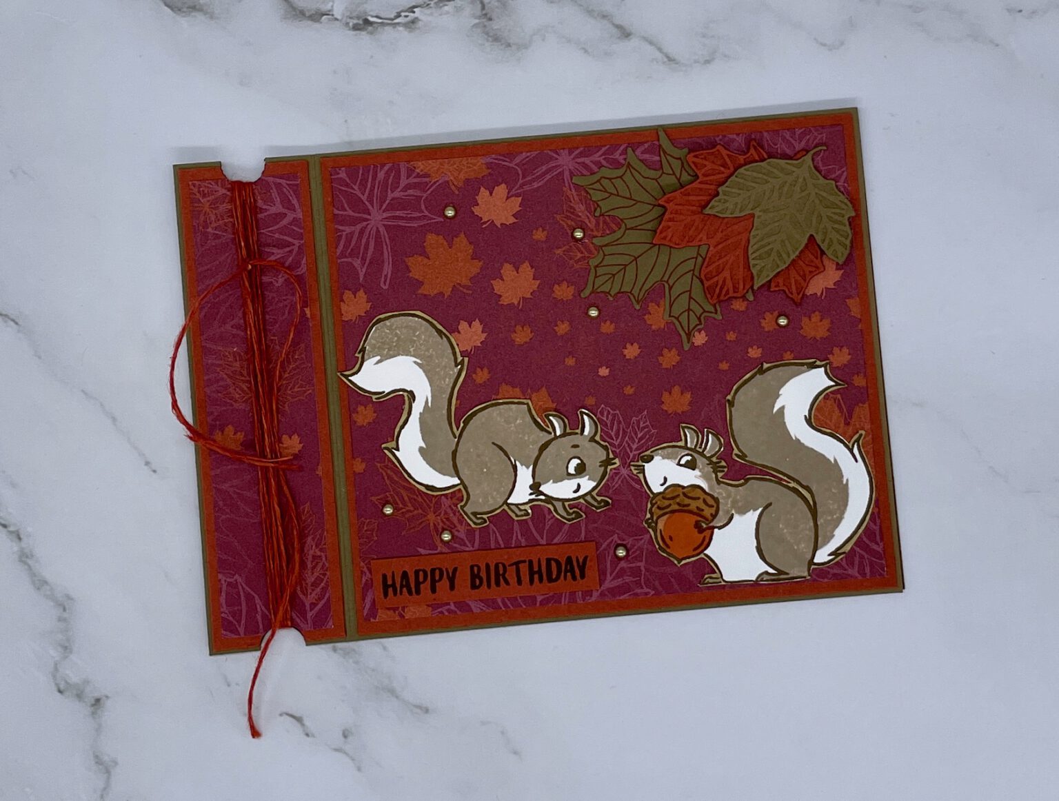Book Binding Karte | Nuts about Squirrels | Videotutorial - Stempelitis